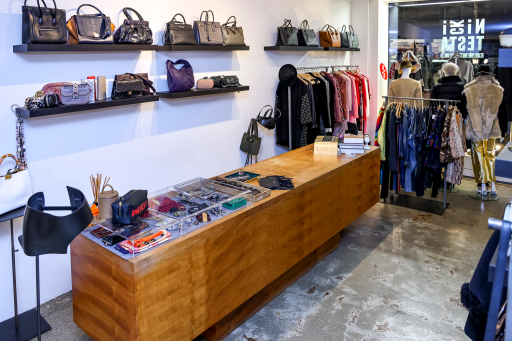 FASHION | FIRST AND SECONDHAND BASEL – FIRST AND SECONDHAND